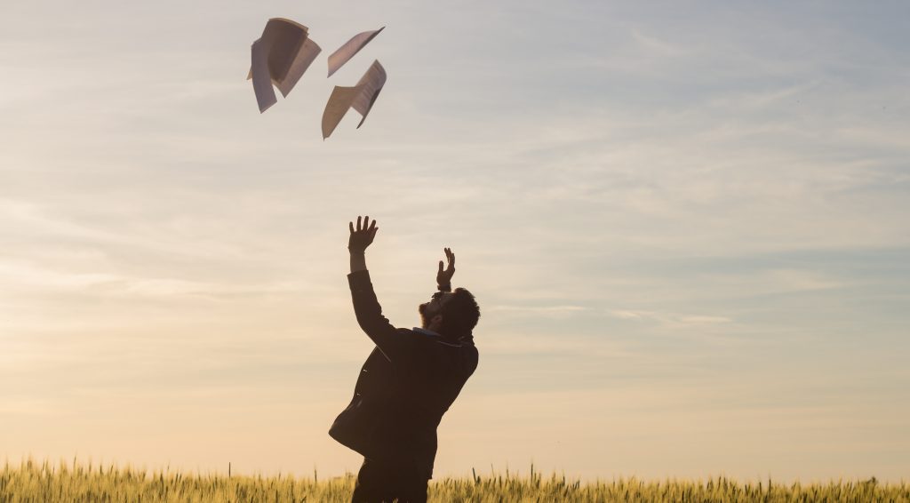 papers in the wind | Livegenic